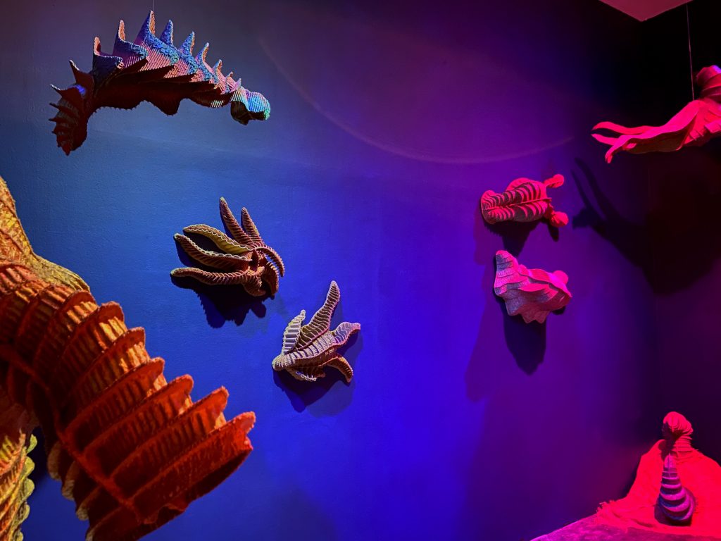 Community News Service » Art Costa molds deep sea denizens from ...